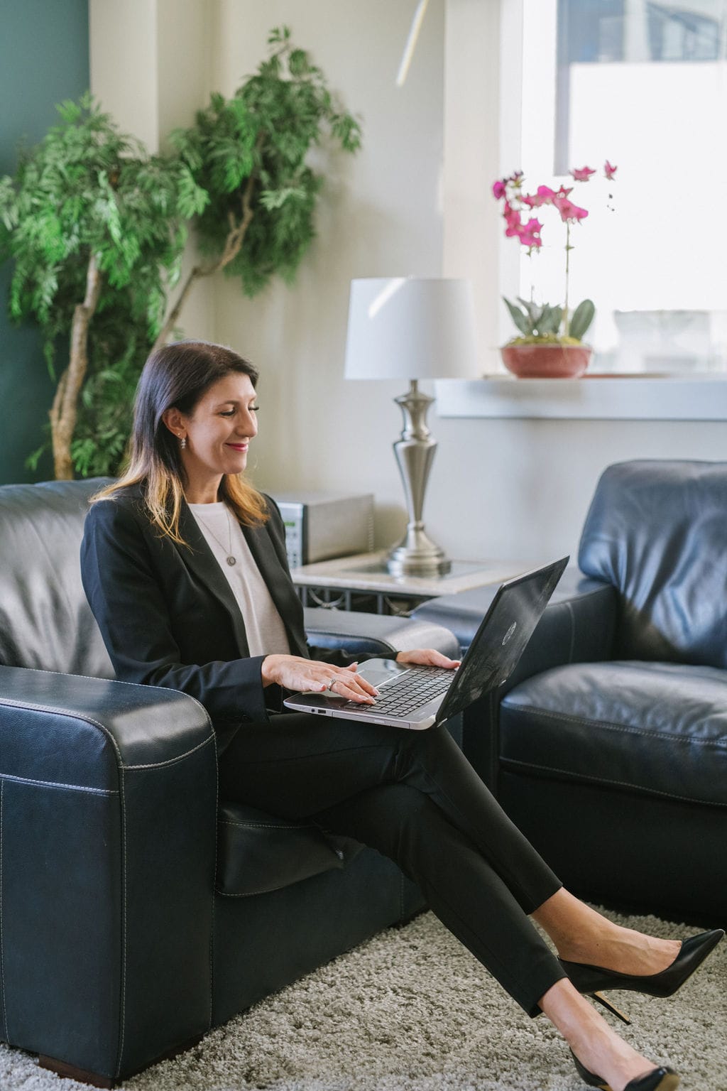 About Couples Therapist Lisa Thomas